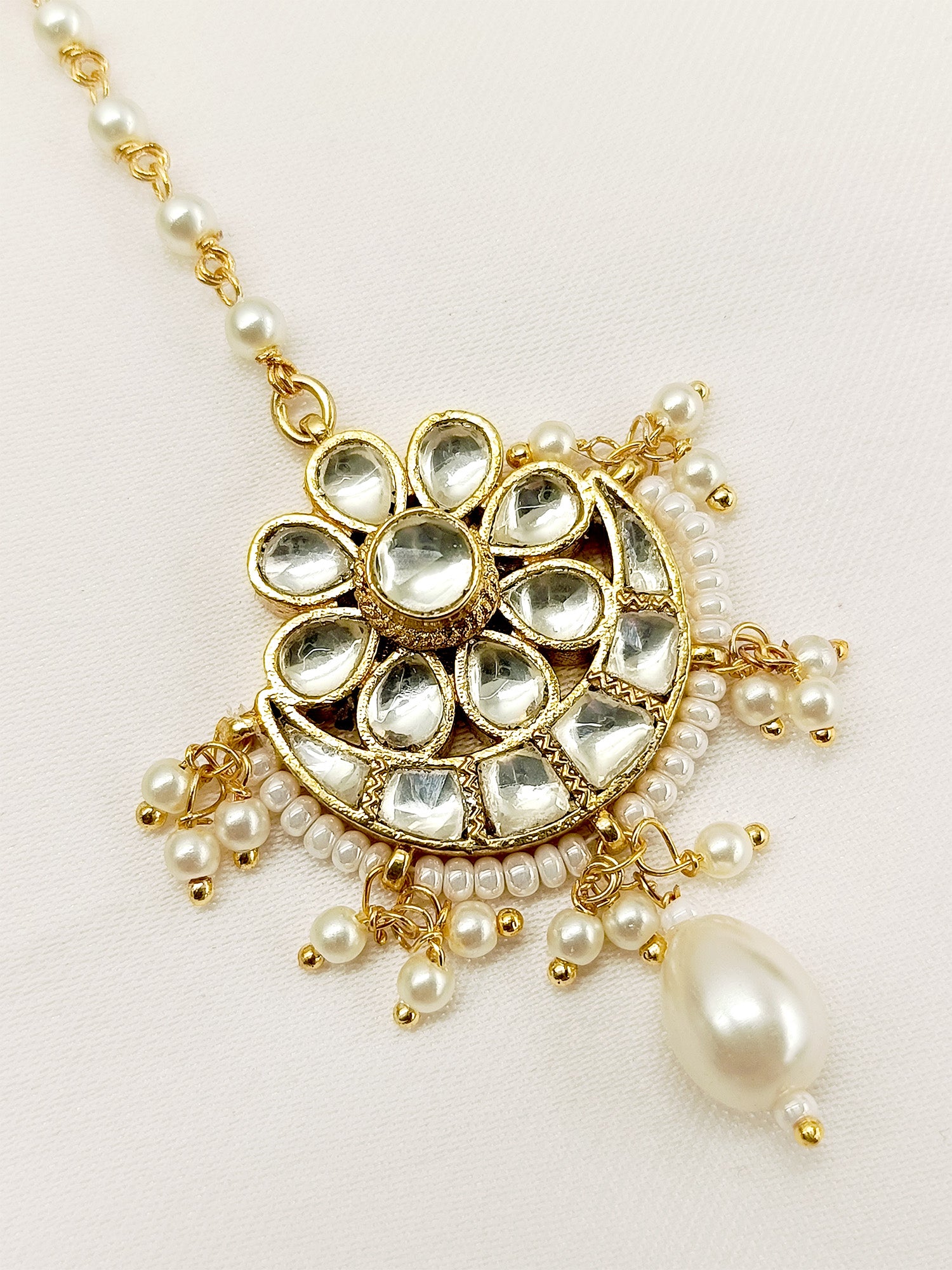 Basile White Gold Plated Kundan Teeka – AG'S