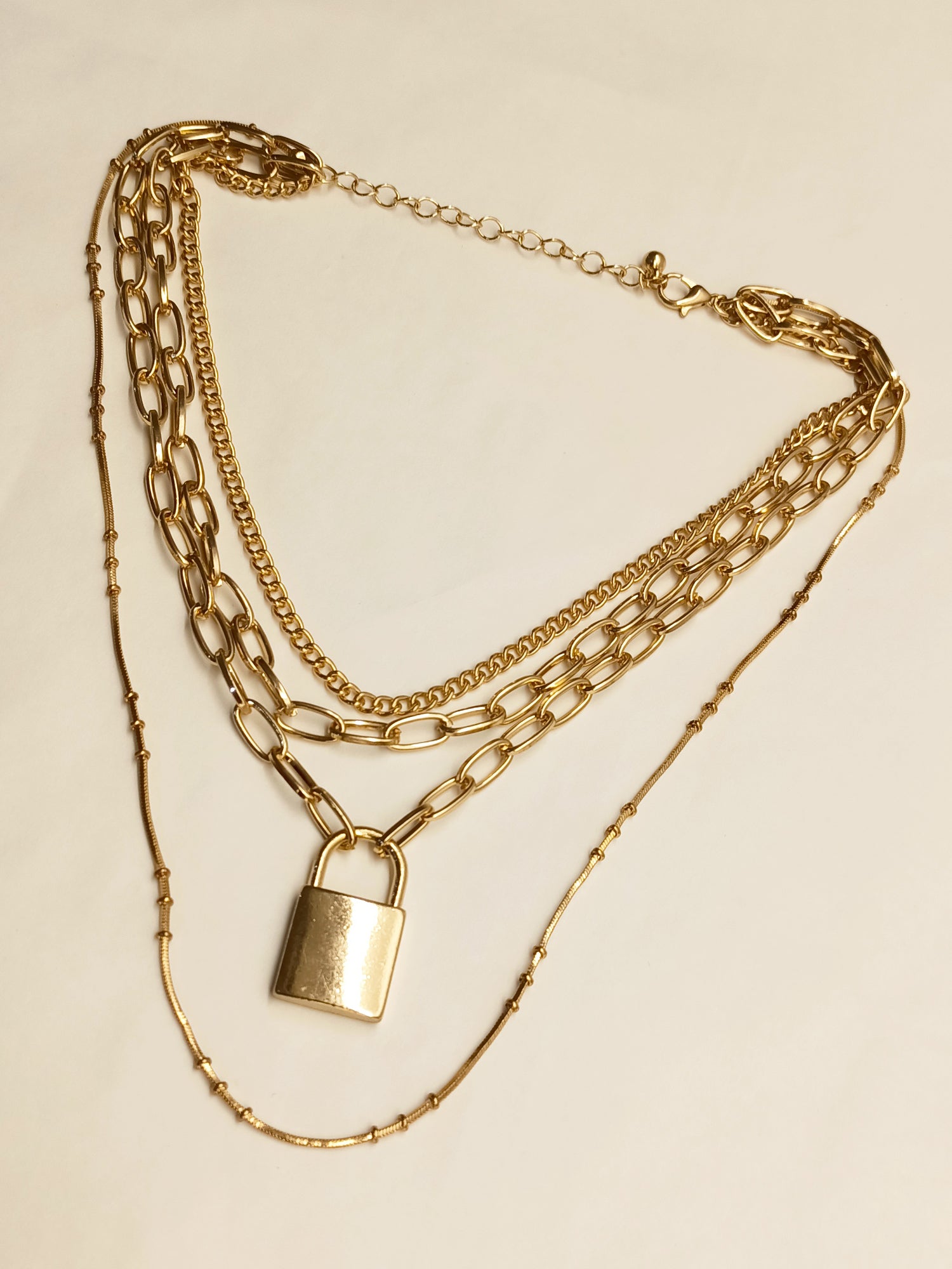 Ella Funky Lock Chain – AG'S